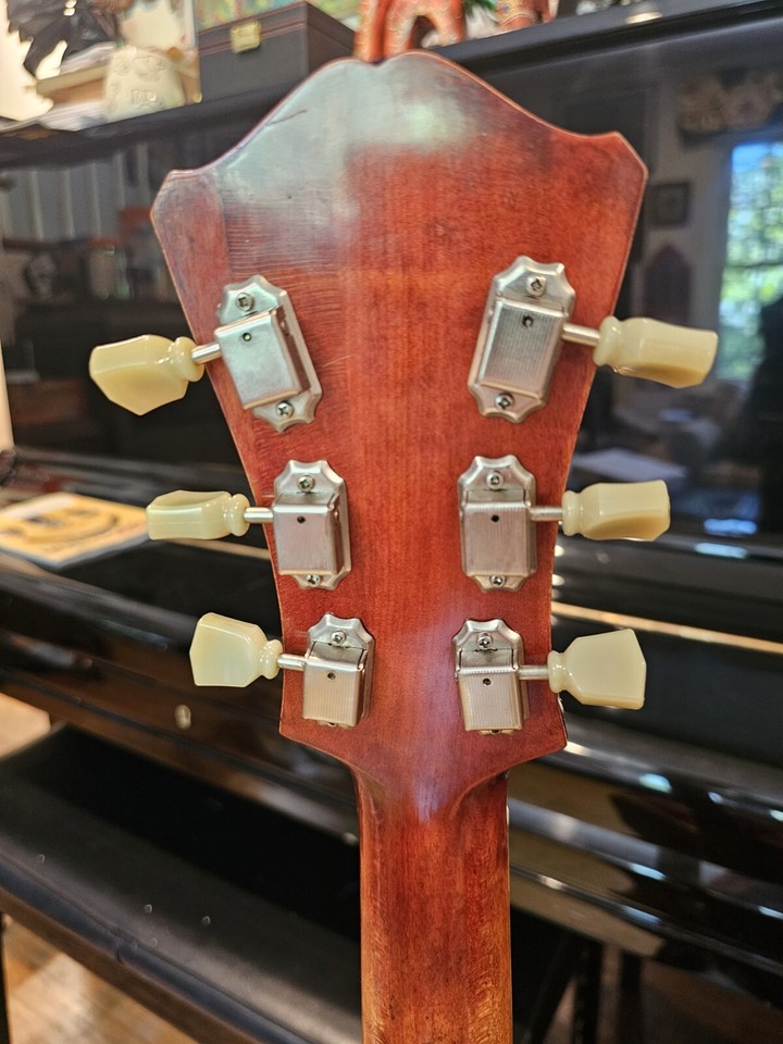 Eastman T58/V Archtop, Antique Varnish, Cutaway, TV Jones, Bigsby 2018 ...