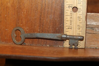 Antique Skeleton Key Unusual Shape | eBay