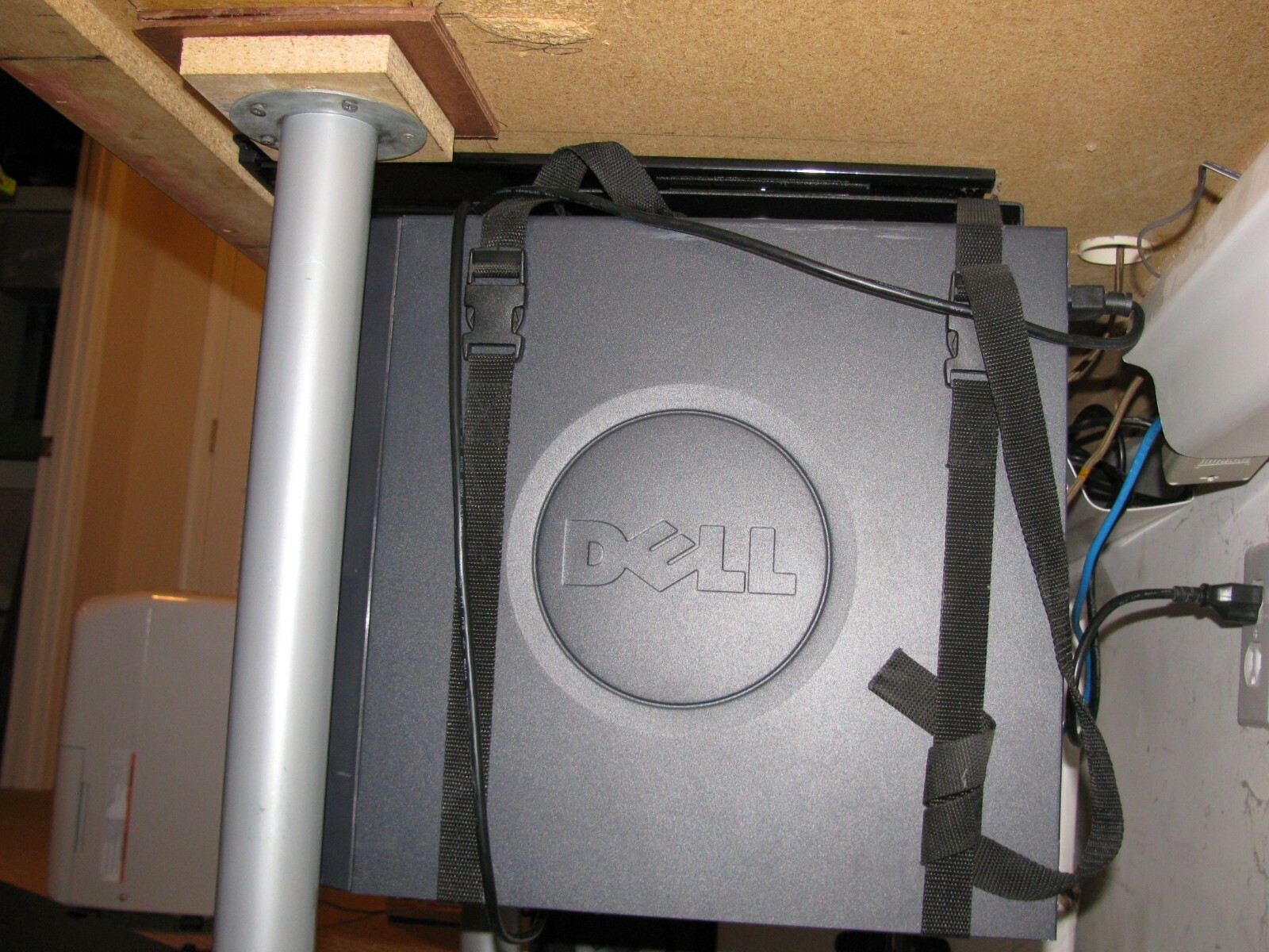 ONE Computer Processor Slings Underctr - Steelcase Details - Office ...