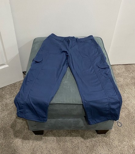 NWT Macy InStyle Bungee Capri Pants Size 4 (Blue) | eBay