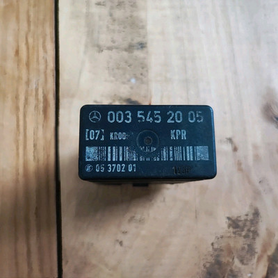 Original Mercedes Benz Kraftstoffpumpenrelais 0035452005 | eBay.de