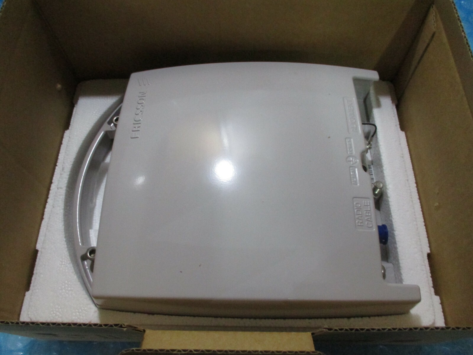 Ericsson NTM203158/17 RADIO UNIT / RAU2 X 13/17 KIT SXK111514/3 ...