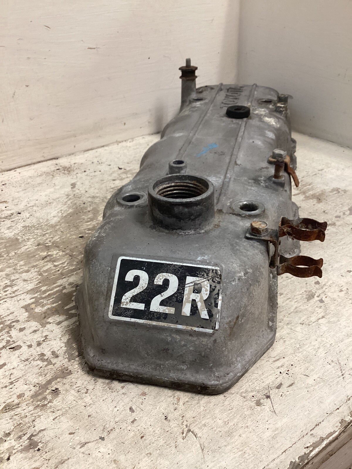 1975-1984 Toyota Pickup 4Runner Celica 20R 22R Engine Valve Cover | OE