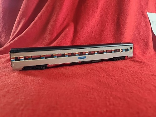 Amtrak 746 HO Scale Model Train Passenger Car RIVAROSSI | eBay