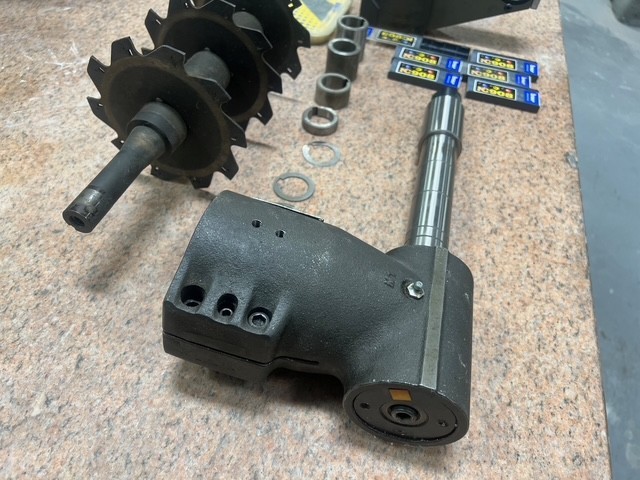 Dorian Tool MMRAA-R8 Right Angle Milling Machine Attachment with ...