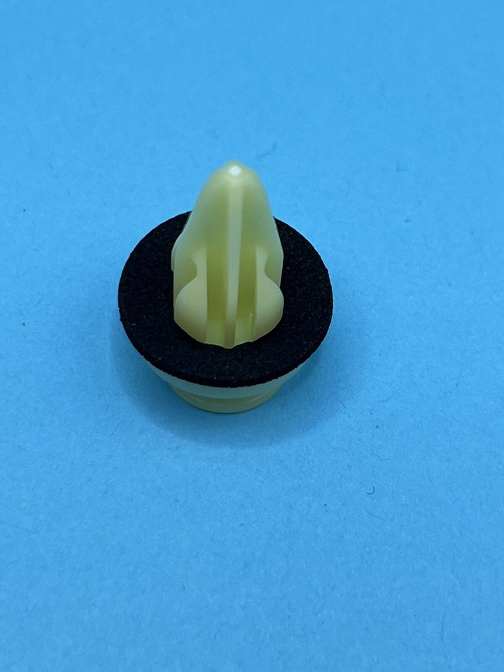 (Pack of 5) Rocker Panel Molding Retainer Clips for Subaru Legacy ...