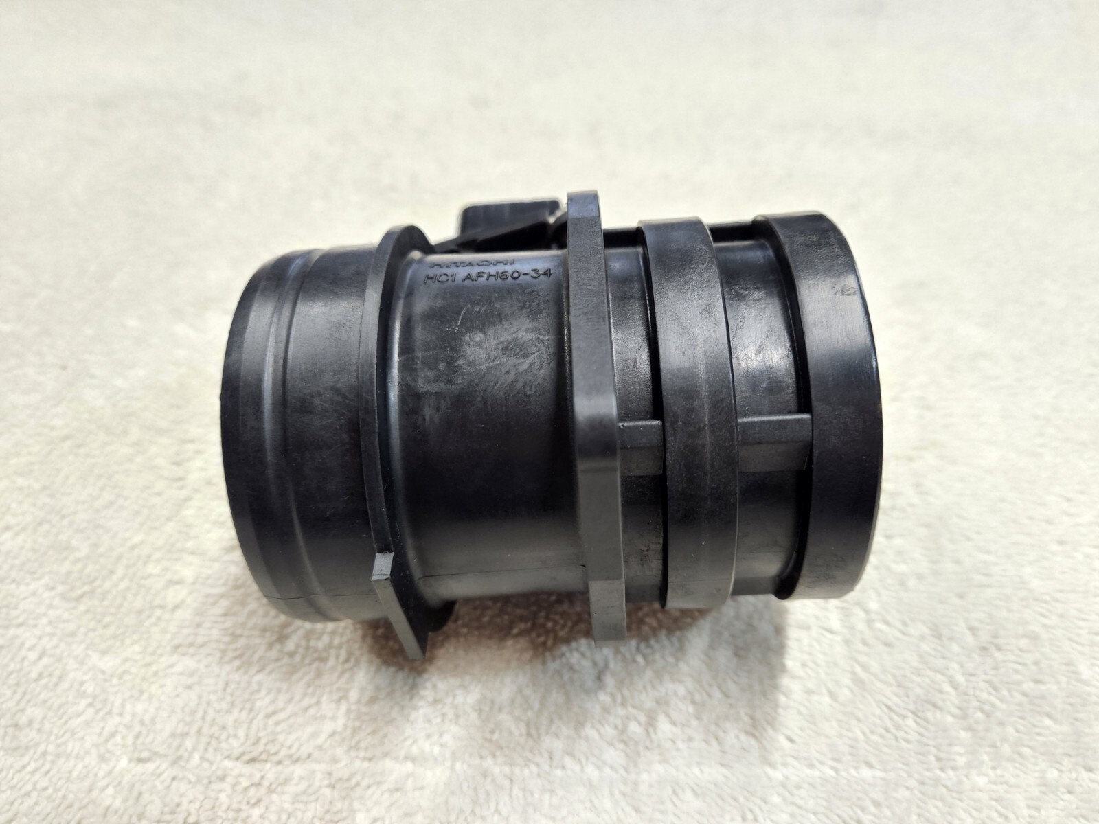 2008-2016 VW Eos Jetta CC Tiguan Mass Air Flow MAF Sensor Meter 06J 906 ...