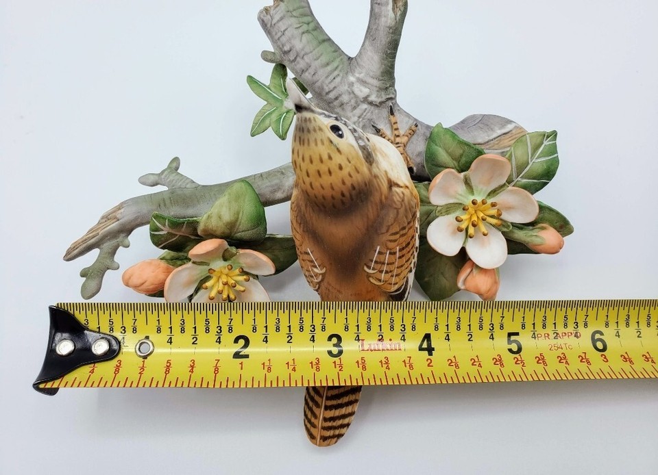 Franklin Mint 1987 Porcelain Sculpture of the European Wren Bird ...