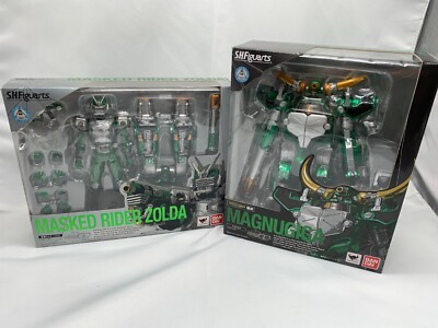 SH Figuarts Masked Kamen Rider Ryuki ZOLDA & MAGNUGIGA Figure Bandai ...