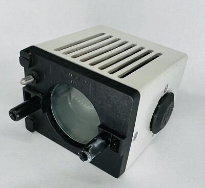 Lab Equipment - Leitz Microscope