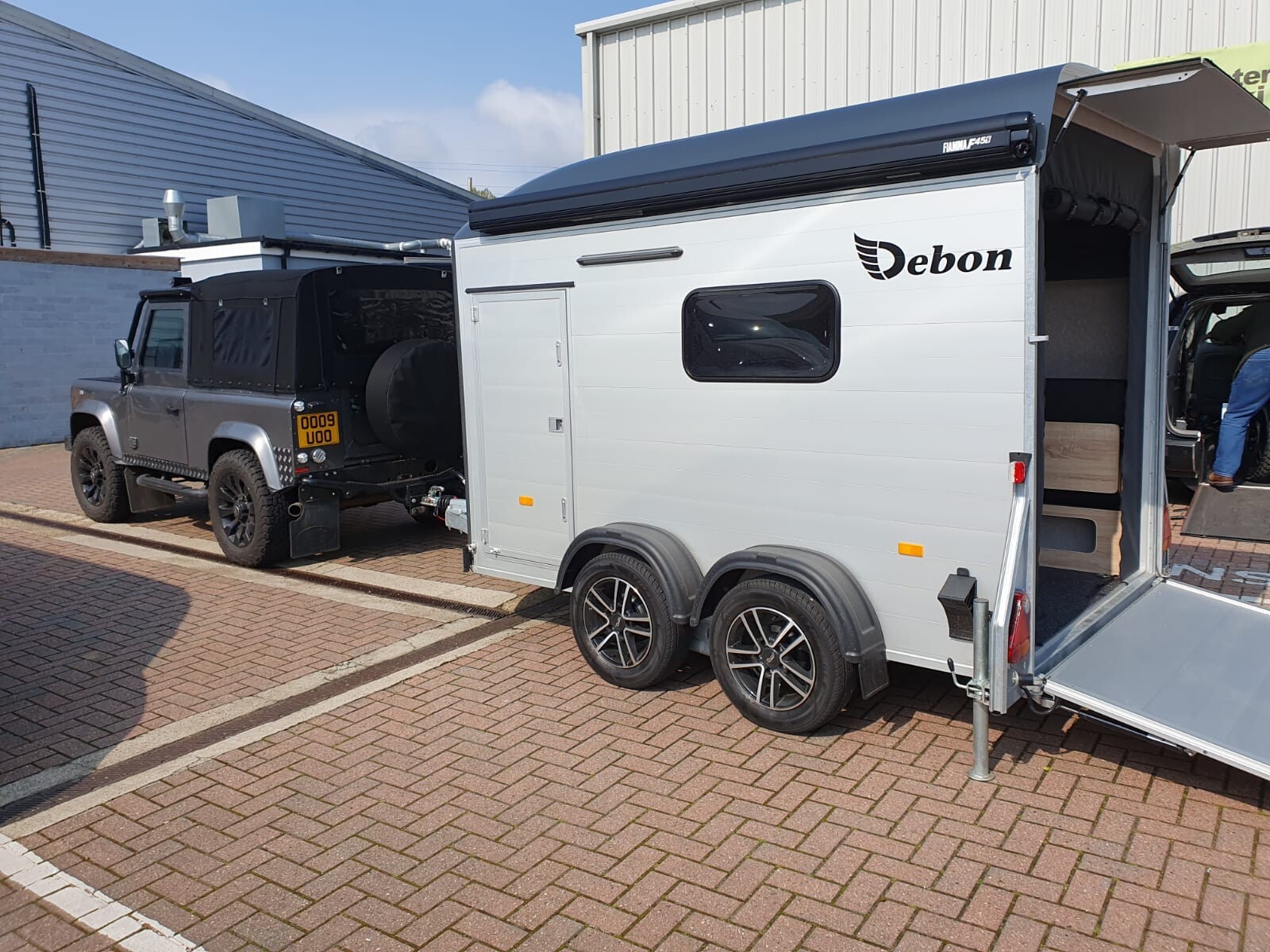 NOT FOR SALE!! Debon Roadster C500 box trailer. | eBay