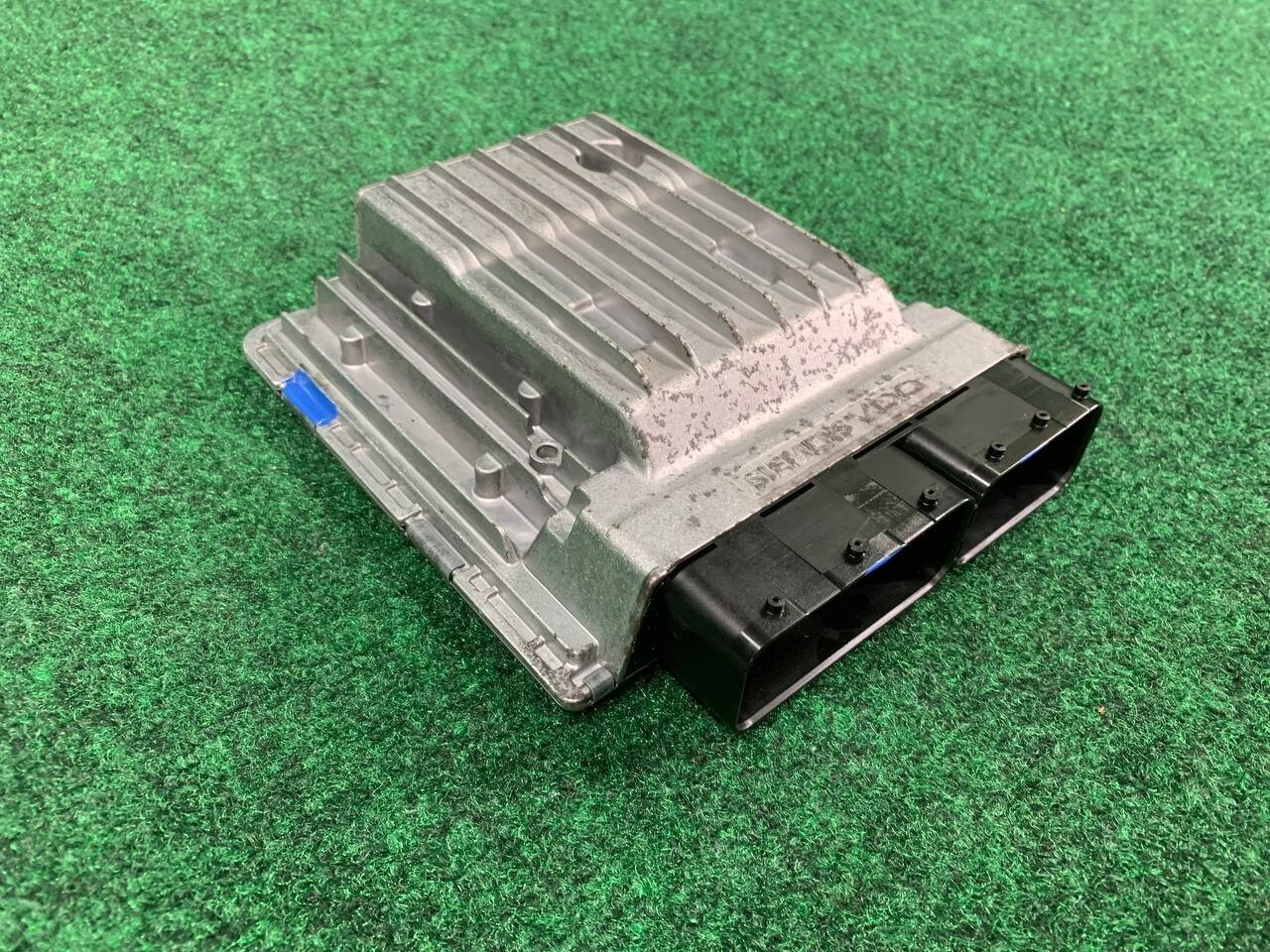 2004-2010 BMW 535i E60 ENGINE IGNITION COMPUTER MODULE CAS ECU KEY ECM ...