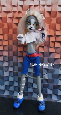 Monster High PUMPED UP Outfit - NO DOLL | eBay