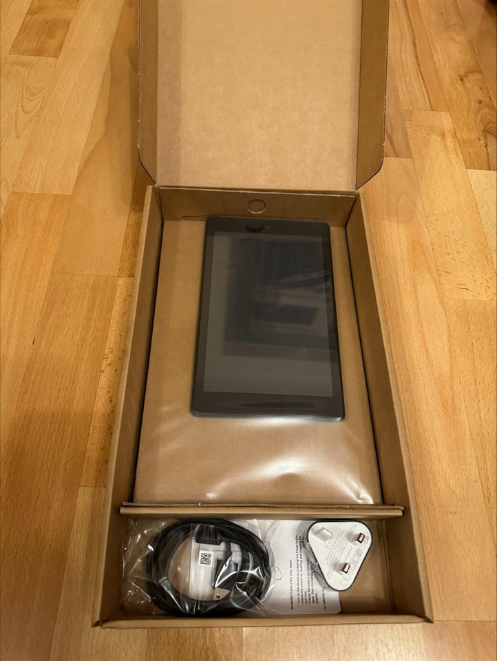 AMAZON FIRE HD 8 TABLET WITH ALEXA FULL HD DISPLAY 32GB WI-FI 8TH ...