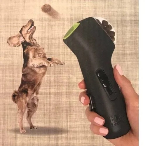 Animal Planet Treat Launcher for Dogs w/ Quick Release Trigger ...