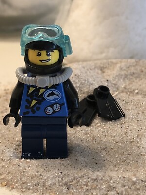 LEGO Minifigure Deep Sea Diver Scuba Diver with flippers | eBay