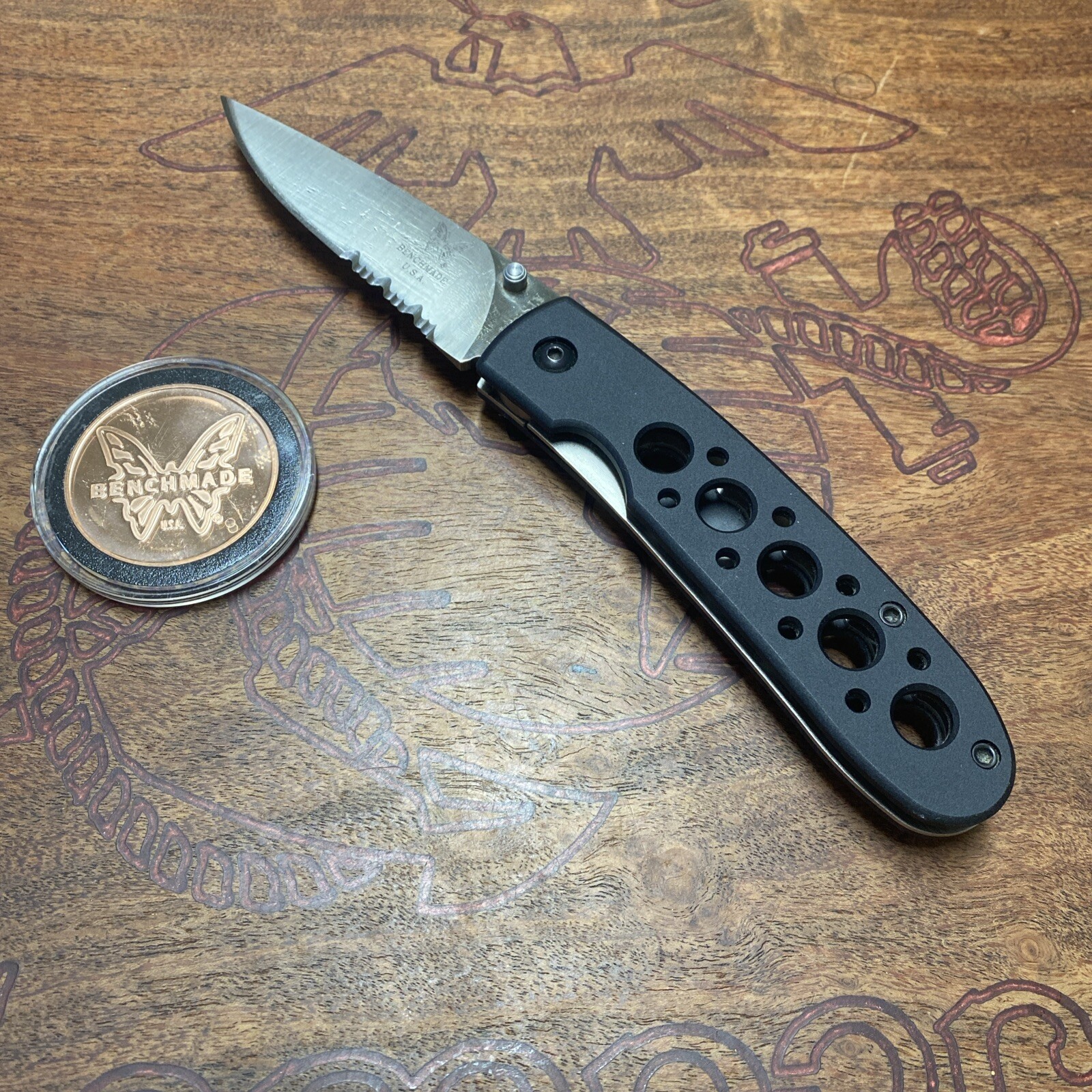 DISCONTINUED Bali-Song/Benchmade 625 Leopard Crawford Design Folding ...