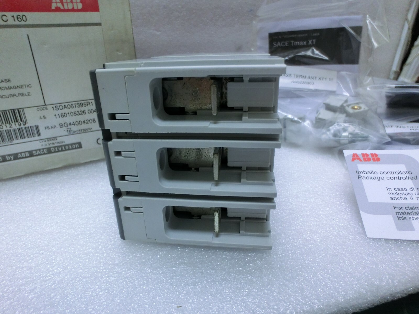 ABB SACE Tmax XT1 C 160 Circuit Breaker,Fixed,3Pol,F,1SD067395R1,UnUsed ...