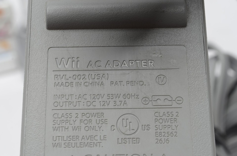 Nintendo Wii Console GameCube Compatible Bundle 4 Games Remote Works ...