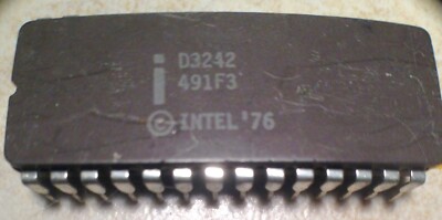 Intel D3242 3242 Address Multiplexer and Refresh Counter for 16K DRAM ...