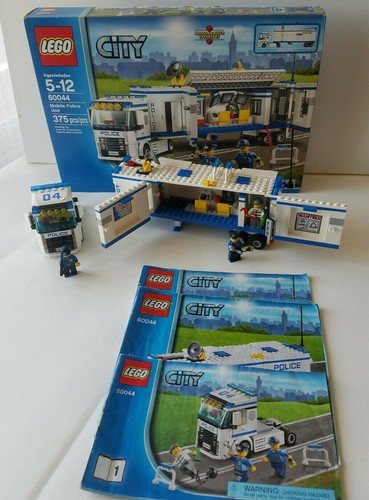 Lego City Police Mobile Police Unit 60044 -100% Complete w/Minifigures ...