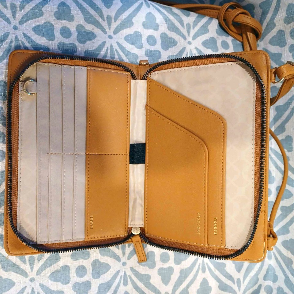 Crossbody Wallet On The Go Travel Purse Floral Cottage core Wildflowers ...