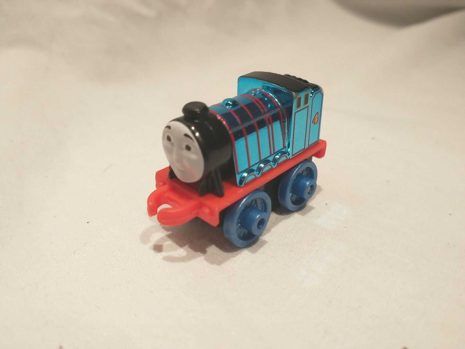 Thomas & Friends Minis Train Tank Engine Metallic Gordon Metallic ...