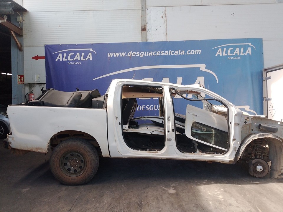 770100K011 SENSORE DI LIVELLO DEL CARBURANTE / 1148000 PER TOYOTA HILUX ...