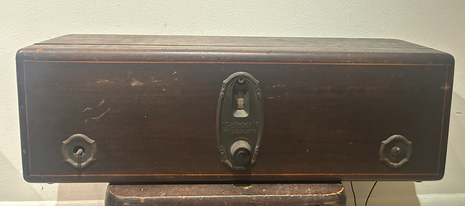ANTIQUE 1927 RCA RADIOLA 18 RADIO RECEIVER RCA VICTOR COMPANY WALNUT ...