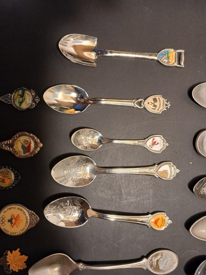 Souvenir Spoons from USA State and abroad, 36 spoons with display case ...