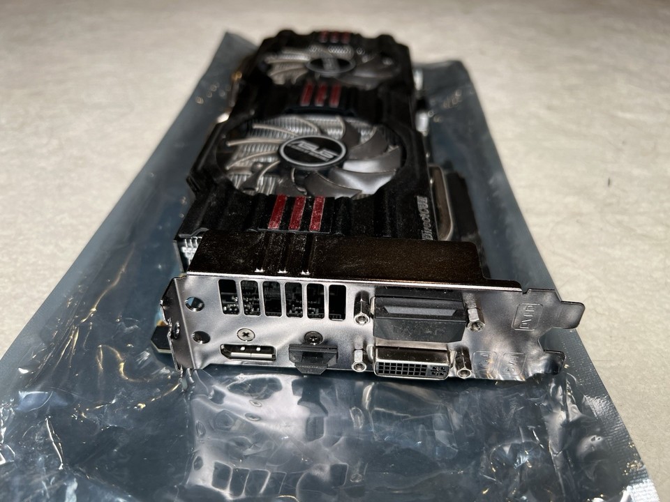 ASUS NVIDIA GeForce GTX 770 2GB DDR5 Graphics Card GTX770-DC2OC-2GD5 | eBay