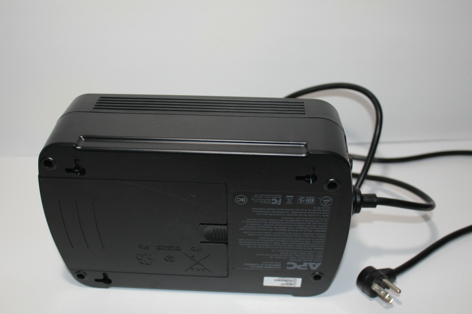 APC Back-Ups 750 Battery Backup | eBay