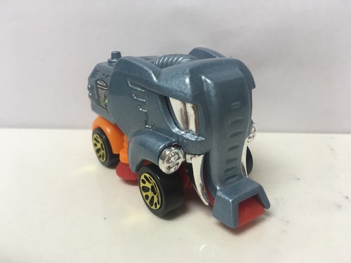 2004 Matchbox Mattel Hero City Blue Orange Red Jumbo Sweeper Elephant ...