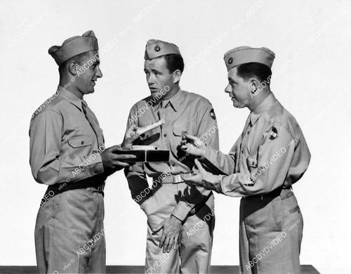 6517-019 Keenan Wynn, Robert Walker, George Offerman Jr film See Here ...