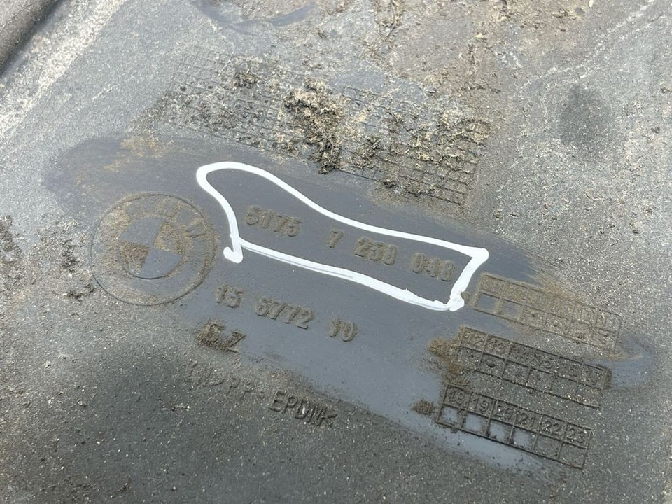 BMW 3 F30 F35 F31 2017 Rear bumper underbody cover under tray 15677210 ...