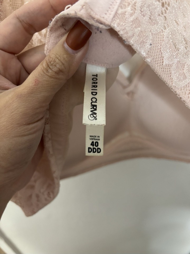 Torrid Curve Lace Bra Blush Pink Size 40DDD Full Coverage Wireless | eBay