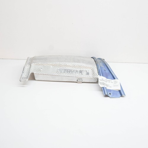 MERCEDES W204 C klasse Abschirmung Blech Hitzeschutzblech A2046800122 ...