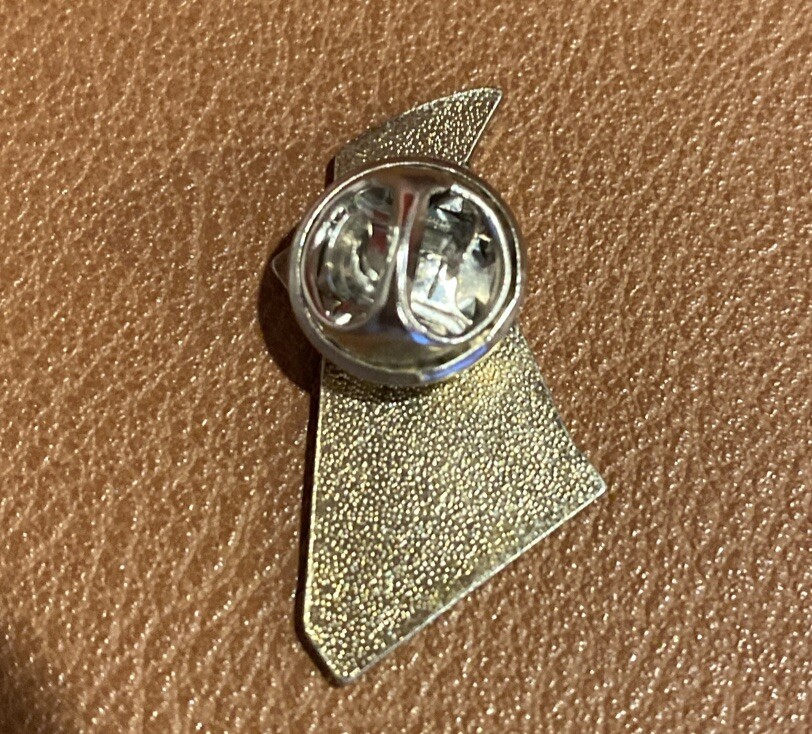 CARNIVAL CRUISE LINES FASCINATION Platinum Past Guest VIP hat lapel PIN ...
