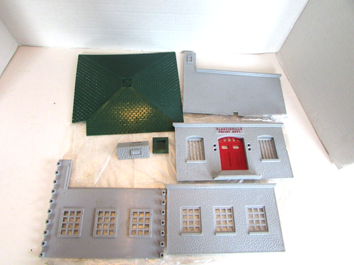 Vtg Bachmann Plasticville Police Department Green Roof 0-027 M34 | eBay