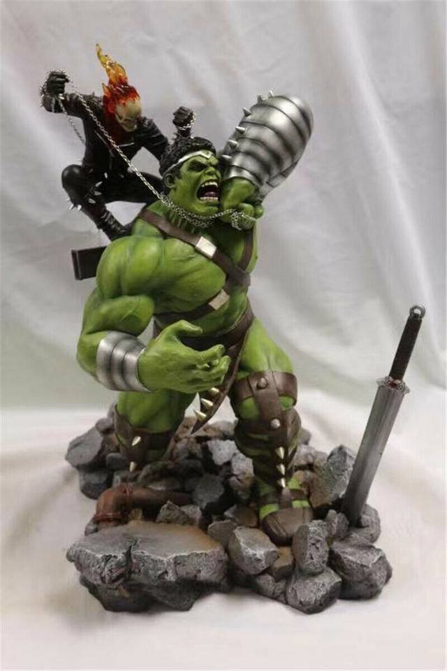 In Stock Hulk VS Ghost Rider Scene Model Statue Huge Figure Collection ...