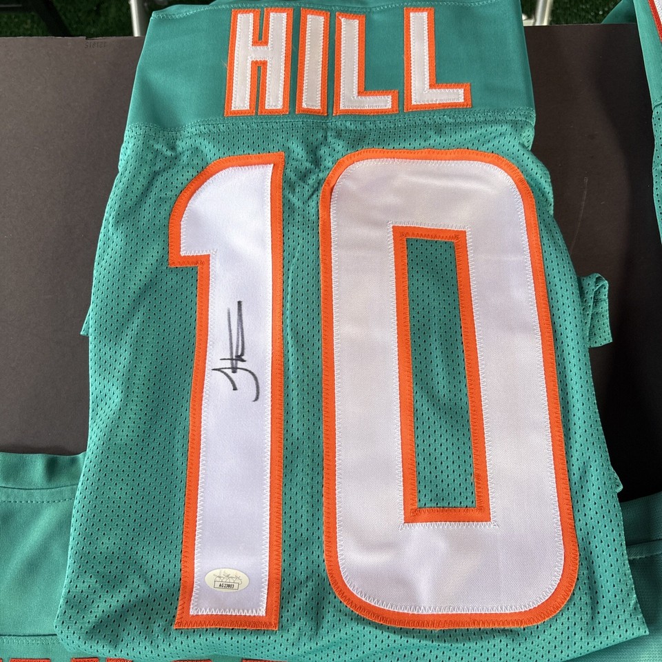 Tua Tagovailoa-Jonnu Smith-D Achane-T Hill-J Waddle Signed XL Jerseys ...