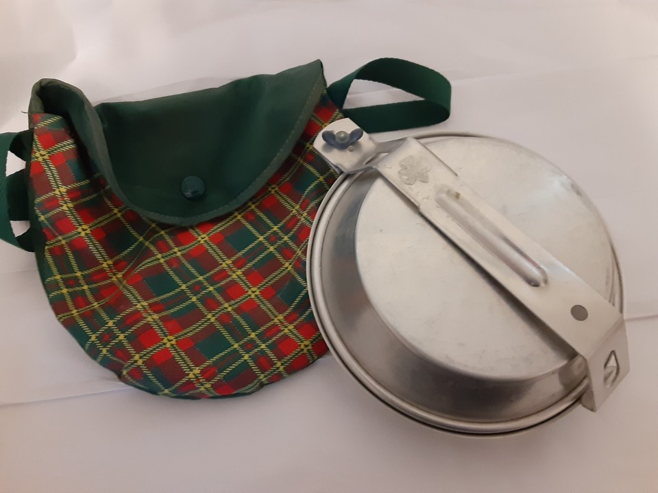 Vintage Girl Scout Regal Mess Kit with Plaid Cloth Case 1970s | eBay