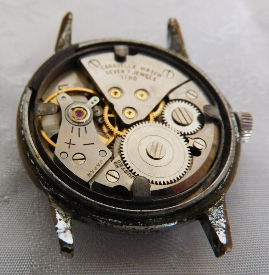 CARAVELLE 11 DO. 7 JEWELS WATCH RUNNING. ORIGINAL CROWN. NEEDS CLEANING ...