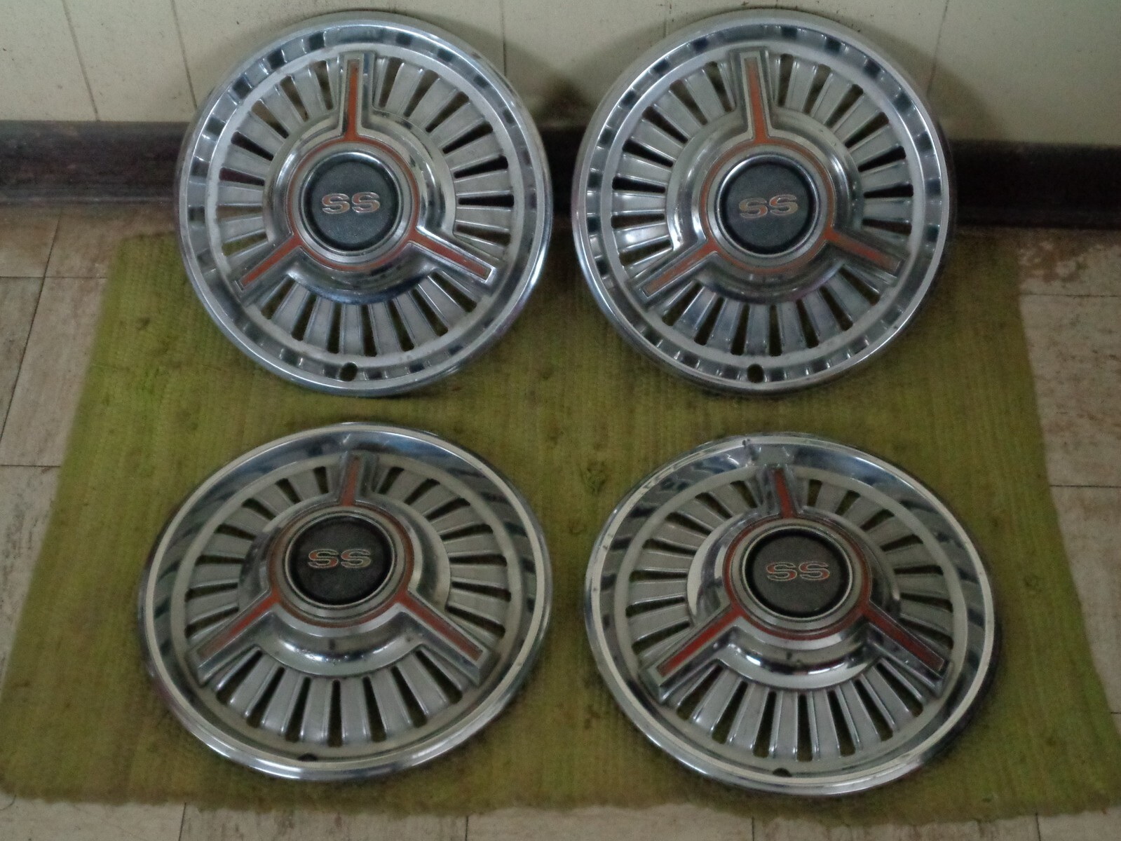 65 66 Chevrolet SS Hub Caps 14" Set 4 Super Sport 327 L79 Wheel Covers ...