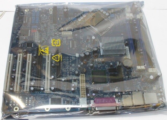 Intel Desktop Board D955Xcs - BTX Mainboard - BTX Motherboard - Socket 775