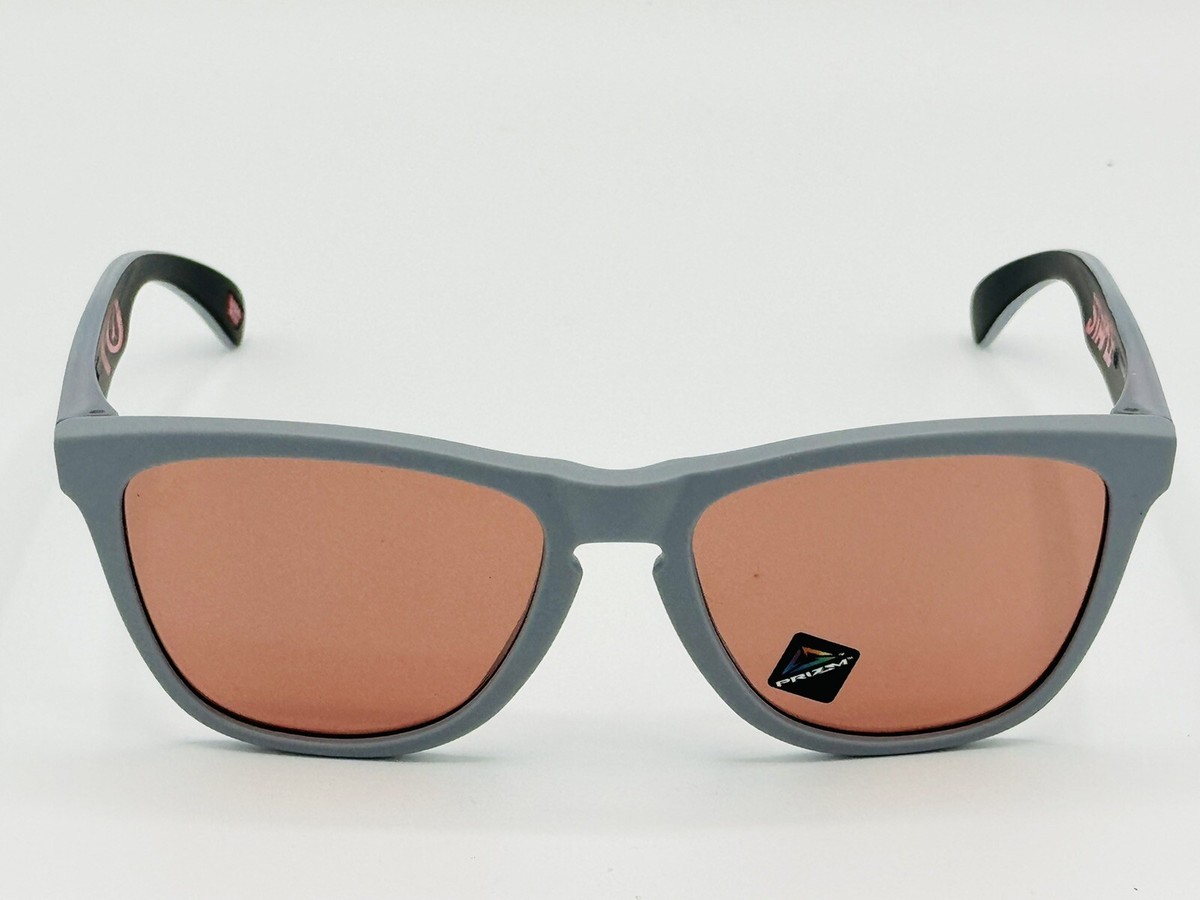 NEW OAKLEY FROGSKINS STAPLE SUNGLASSES- STAPLE FOG -PIZM NEW OAKLEY FROGSKINS STAPLE SUNGLASSES- STAPLE FOG -PIZM
