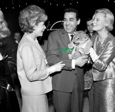 Photographie de LUIS MARIANO MICHELE MORGAN JACQUELINE JOUBERT | eBay