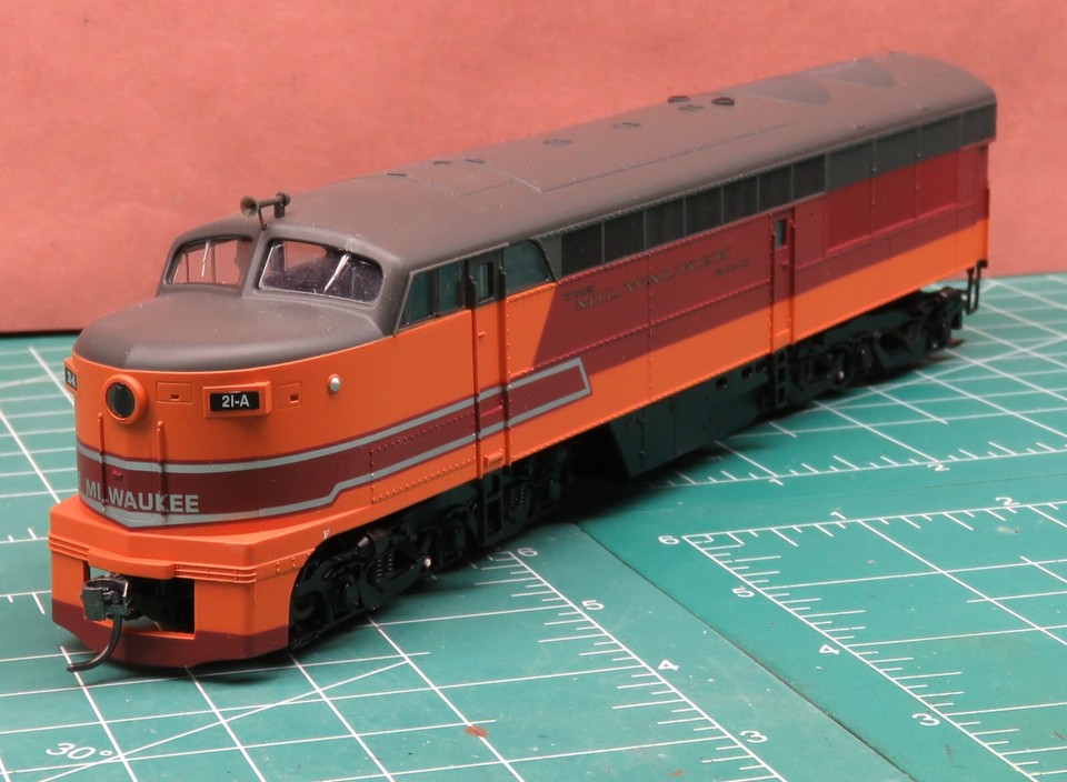 Proto 1000 FM Erie-built Milwaukee Road diesel locomotive | eBay