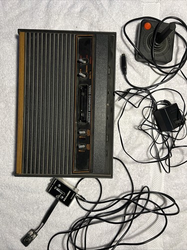 Atari 2600 Wood Console 1 Joystick, Powercords, Connector With Tv ...