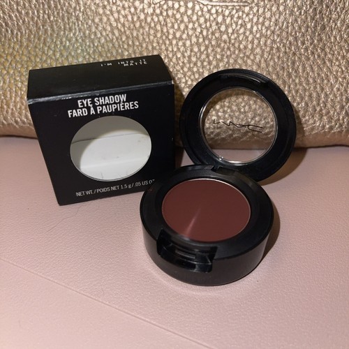 MAC Eye Shadow ~ I’m Into It ~ New In Box | eBay